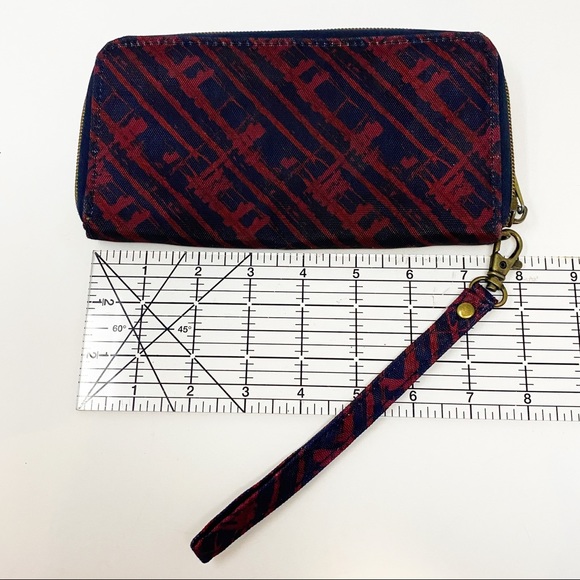 Travelon | Bags | Travelon Rfid Antitheft Travel Wallet Wristlet | Poshmark